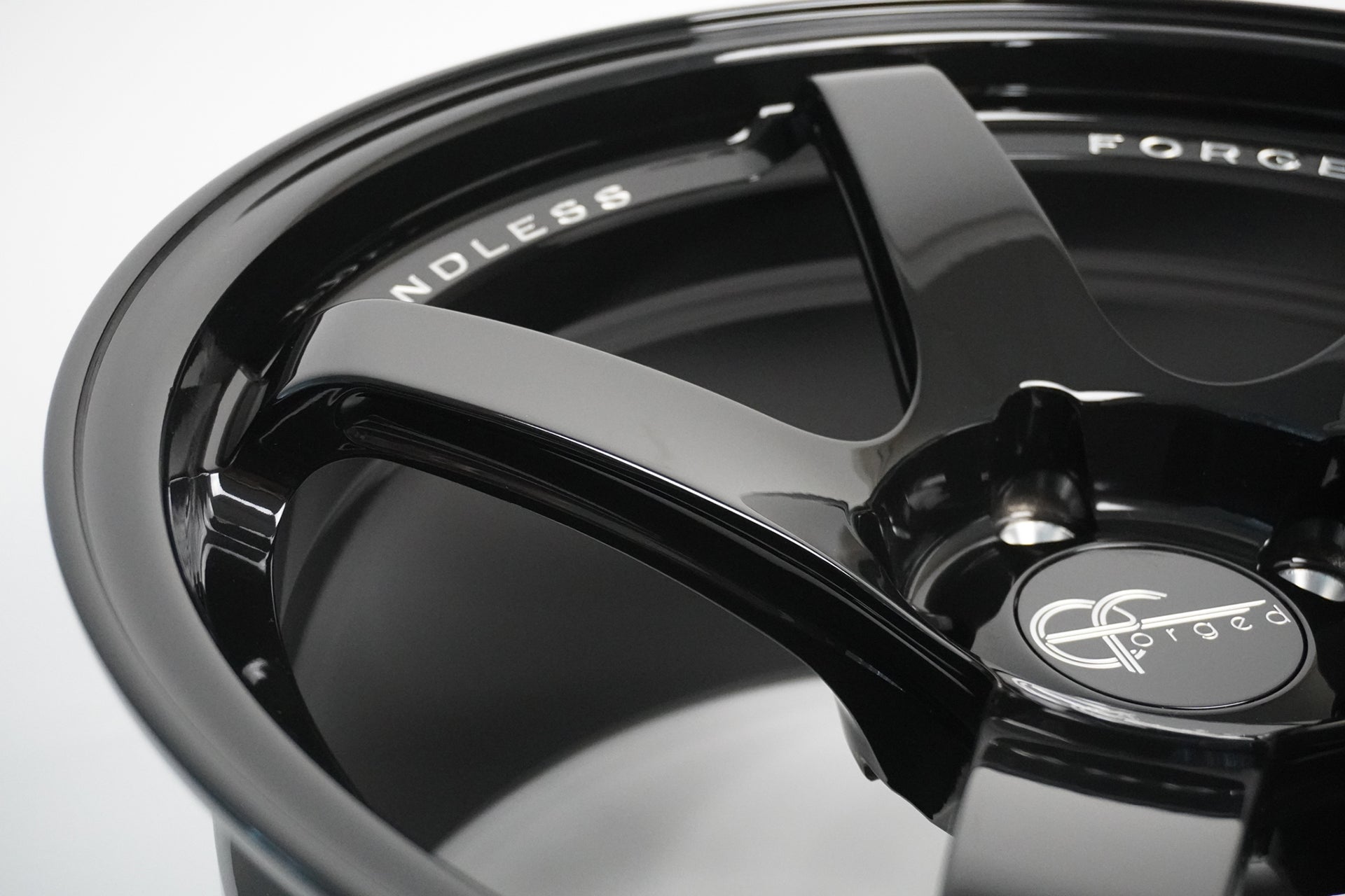 18x9.5" ET22 F01 Forged Wheel – Endless Forged Wheels